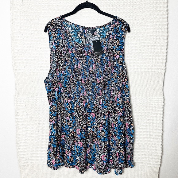 torrid | Tops | Torrid Black Floral Crinkle Gauze Smocked Tank Top 3x ...